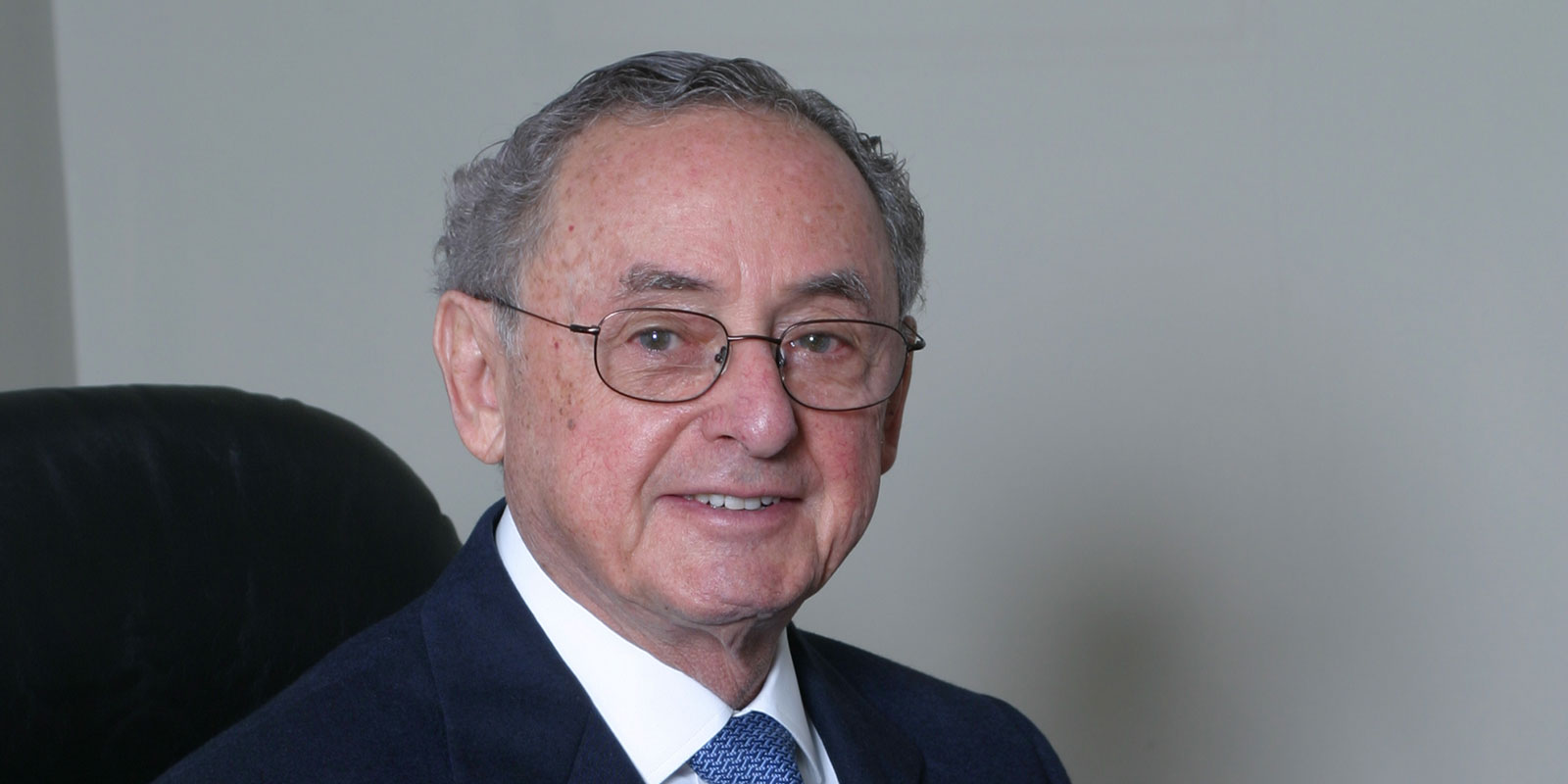 Recognising British Friends Chairman Isaac Kaye - BFHU