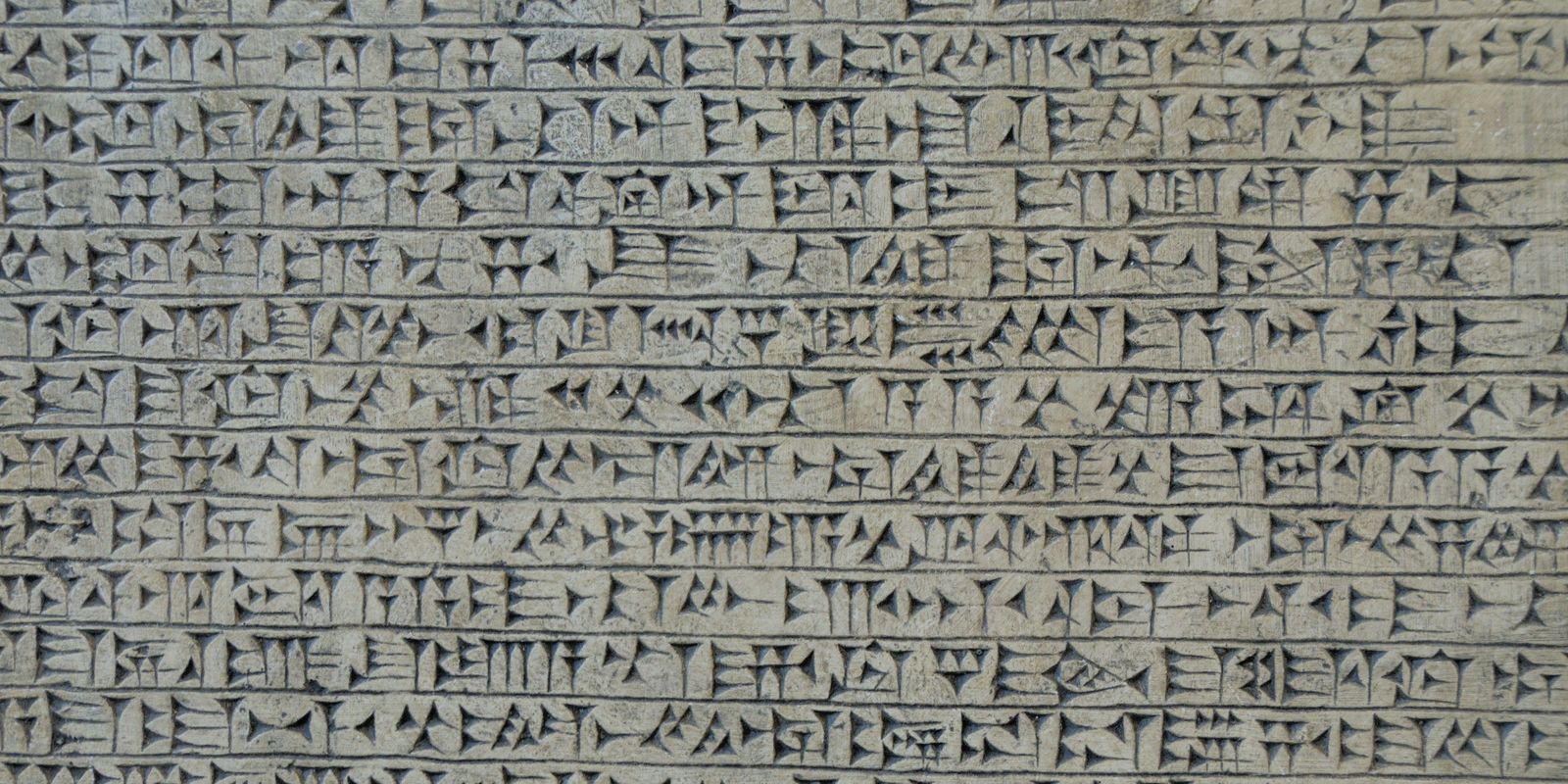 Cuneiform Tablets Found in Iraq Give First Glimpse of Hebrew Precursor ...