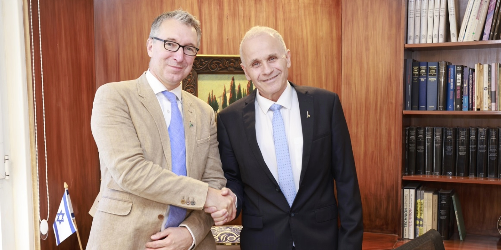 British Ambassador-Designate visits the Hebrew University - BFHU